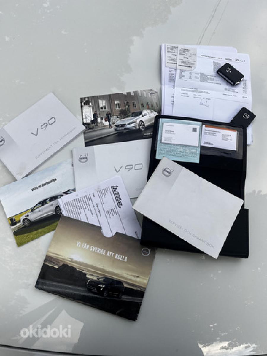 White Volvo V90 2017 in Parnu, with an engine capacity of 2.00 L and mileage of 259 thousand km for 19500 €, photo 12 on AUTOMOTO.COM.LV