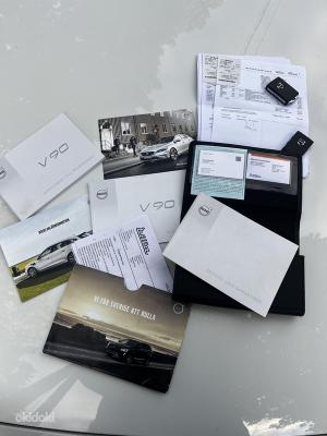 White Volvo V90 2017 in Parnu, with an engine capacity of 2.00 L and mileage of 259 thousand km for 19500 €, photo 24 on AUTOMOTO.COM.LV