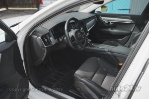 White Volvo V90 2017 in Tallinn, with an engine capacity of 2.00 L and mileage of 326 thousand km for 14500 €, photo 5 on AUTOMOTO.COM.LV