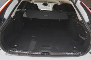 White Volvo V90 2017 in Tallinn, with an engine capacity of 2.00 L and mileage of 326 thousand km for 14500 €, photo 12 on AUTOMOTO.COM.LV