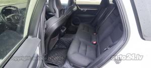 White Volvo V90 2017 in Tallinn, with an engine capacity of 2.00 L and mileage of 247 thousand km for 19900 €, photo 10 on AUTOMOTO.COM.LV