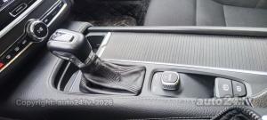 White Volvo V90 2017 in Tallinn, with an engine capacity of 2.00 L and mileage of 247 thousand km for 19900 €, photo 18 on AUTOMOTO.COM.LV