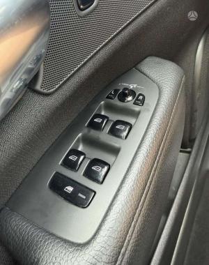 Balts Volvo V90 2017 Viļņa, ar dzinēja tilpumu 2.00 L un nobraukumu 260 tūkst. km par 13200 €, foto 13 vietnē AUTOMOTO.COM.LV