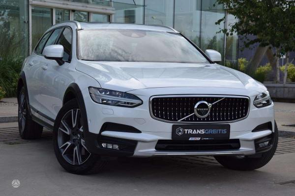 Balts Volvo V90 2017 Viļņa, ar dzinēja tilpumu 1.97 L un nobraukumu 273 tūkst. km par 18250 €, foto 4 vietnē AUTOMOTO.COM.LV