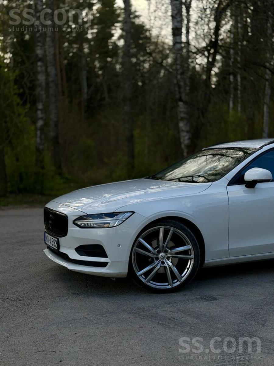Balts Volvo V90 2017 Jelgava, ar dzinēja tilpumu 2.00 L un nobraukumu 312 tūkst. km par 14500 €, foto 8 vietnē AUTOMOTO.COM.LV