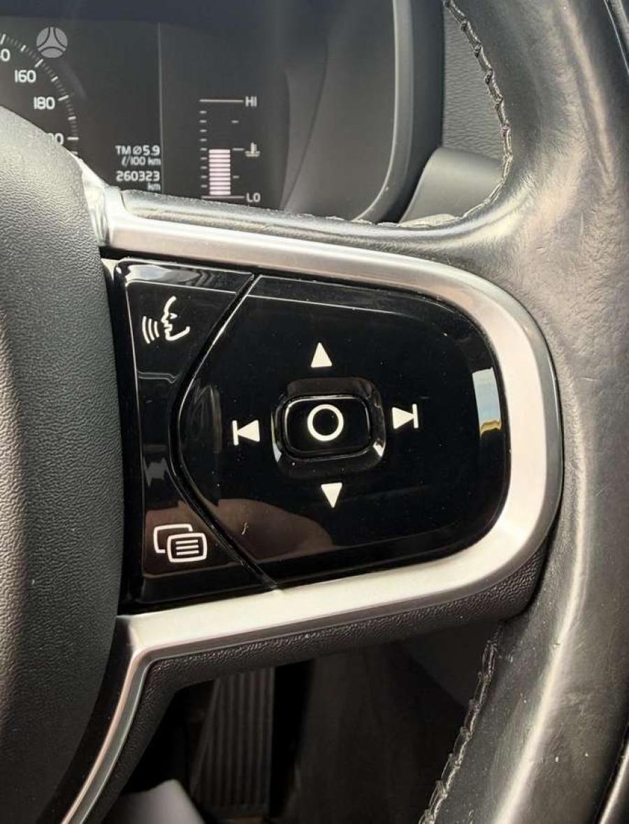 Balts Volvo V90 2017 Viļņa, ar dzinēja tilpumu 2.00 L un nobraukumu 260 tūkst. km par 11999 €, foto 14 vietnē AUTOMOTO.COM.LV