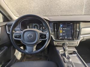 Balts Volvo V90 2017 Pērnava, ar dzinēja tilpumu 2.00 L un nobraukumu 287 tūkst. km par 19500 €, foto 8 vietnē AUTOMOTO.COM.LV