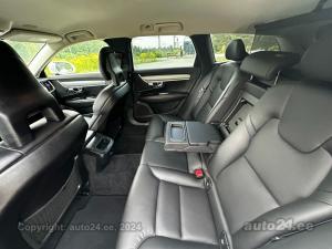Balts Volvo V90 2018 Tallina, ar dzinēja tilpumu 2.00 L un nobraukumu 97 tūkst. km par 25900 €, foto 10 vietnē AUTOMOTO.COM.LV