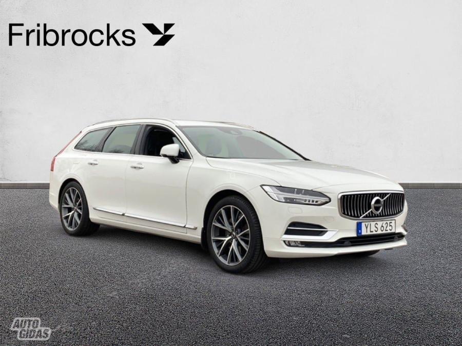 White Volvo V90 2018 in Kaunas, with an engine capacity of 0.00 L and mileage of 83 thousand km for 27970 €, photo 7 on AUTOMOTO.COM.LV