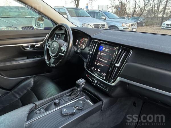 Balts Volvo V90 2018 Rīga, ar dzinēja tilpumu 2.00 L un nobraukumu 0 tūkst. km par 10490 €, foto 8 vietnē AUTOMOTO.COM.LV