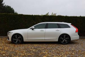Balts Volvo V90 2018 Alīta, ar dzinēja tilpumu 2.00 L un nobraukumu 275 tūkst. km par 15700 €, foto 7 vietnē AUTOMOTO.COM.LV