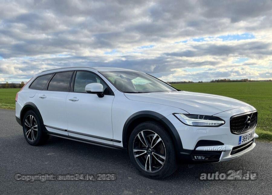 Balts Volvo V90 2018 Tartu, ar dzinēja tilpumu 2.00 L un nobraukumu 200 tūkst. km par 23300 €, foto 9 vietnē AUTOMOTO.COM.LV