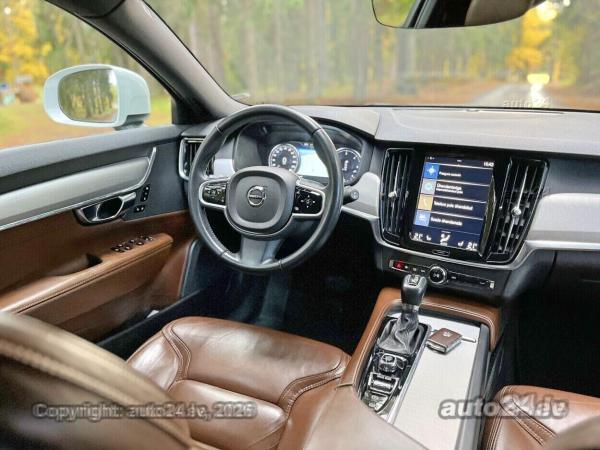 Белый Вольво В90 2018 в Тарту, объемом двигателя 2.00 л и пробегом 200 тыс. км за 23300 €, фото 11 на AUTOMOTO.COM.LV