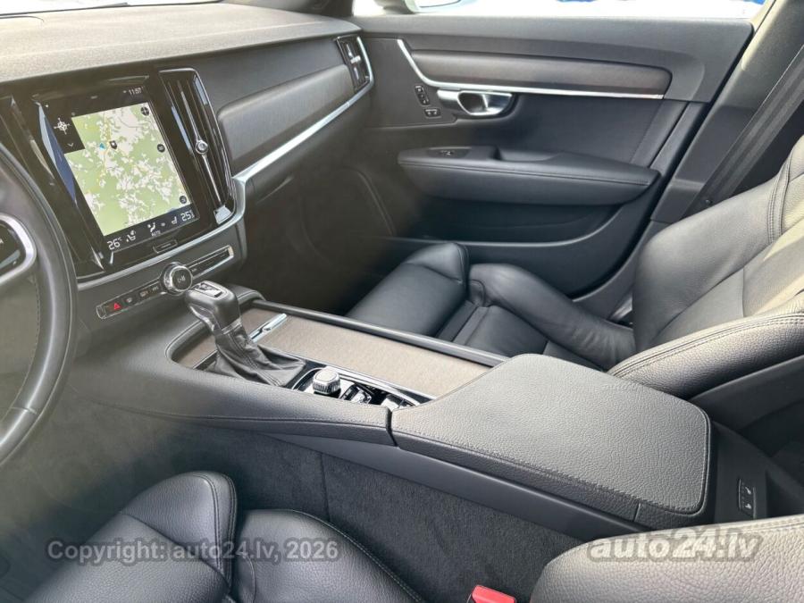 Balts Volvo V90 2018 Paide, ar dzinēja tilpumu 2.00 L un nobraukumu 219 tūkst. km par 21490 €, foto 12 vietnē AUTOMOTO.COM.LV