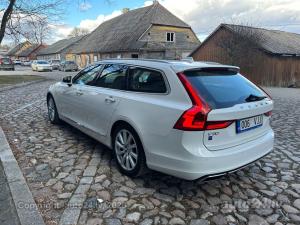 Balts Volvo V90 2018 Paide, ar dzinēja tilpumu 2.00 L un nobraukumu 180 tūkst. km par 24500 €, foto 4 vietnē AUTOMOTO.COM.LV