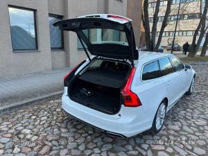 Balts Volvo V90 2018 Paide, ar dzinēja tilpumu 2.00 L un nobraukumu 180 tūkst. km par 24500 €, foto 9 vietnē AUTOMOTO.COM.LV