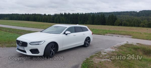 White Volvo V90 2018 in Rakvere, with an engine capacity of 2.00 L and mileage of 273 thousand km for 19500 €, photo 7 on AUTOMOTO.COM.LV