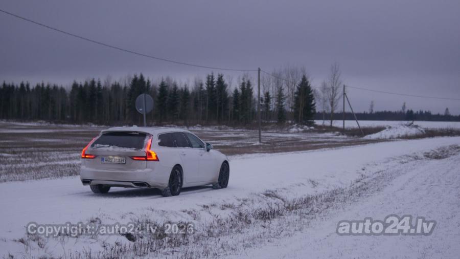 Balts Volvo V90 2018 Rakvere, ar dzinēja tilpumu 2.00 L un nobraukumu 273 tūkst. km par 19500 €, foto 11 vietnē AUTOMOTO.COM.LV