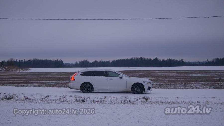 Balts Volvo V90 2018 Rakvere, ar dzinēja tilpumu 2.00 L un nobraukumu 273 tūkst. km par 19500 €, foto 12 vietnē AUTOMOTO.COM.LV