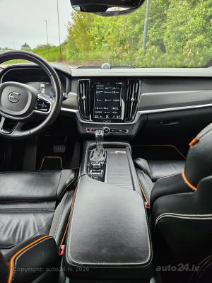 Balts Volvo V90 2018 Kunda, ar dzinēja tilpumu 2.00 L un nobraukumu 151 tūkst. km par 24999 €, foto 10 vietnē AUTOMOTO.COM.LV