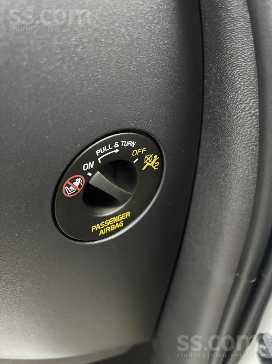 Balts Volvo V90 2018 Rīga, ar dzinēja tilpumu 2.00 L un nobraukumu 413 tūkst. km par 17143 €, foto 32 vietnē AUTOMOTO.COM.LV
