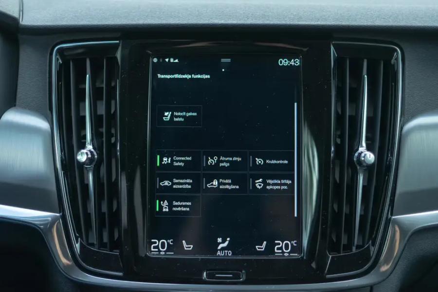 Balts Volvo V90 2018 Liepāja, ar dzinēja tilpumu 2.00 L un nobraukumu 233 tūkst. km par 15000 €, foto 29 vietnē AUTOMOTO.COM.LV