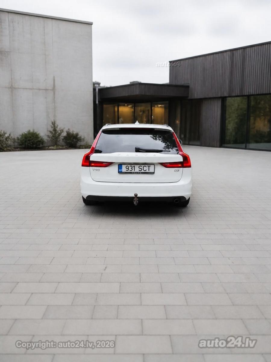 Balts Volvo V90 2018 Tartu, ar dzinēja tilpumu 2.00 L un nobraukumu 295 tūkst. km par 16900 €, foto 5 vietnē AUTOMOTO.COM.LV