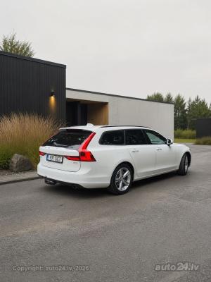 Balts Volvo V90 2018 Tartu, ar dzinēja tilpumu 2.00 L un nobraukumu 295 tūkst. km par 16900 €, foto 6 vietnē AUTOMOTO.COM.LV