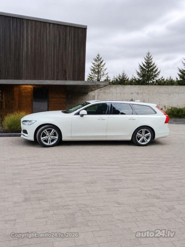 Balts Volvo V90 2018 Tartu, ar dzinēja tilpumu 2.00 L un nobraukumu 295 tūkst. km par 16900 €, foto 6 vietnē AUTOMOTO.COM.LV