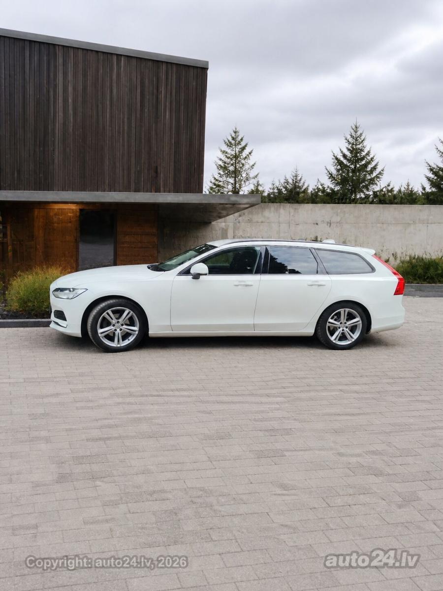 Balts Volvo V90 2018 Tartu, ar dzinēja tilpumu 2.00 L un nobraukumu 295 tūkst. km par 16900 €, foto 7 vietnē AUTOMOTO.COM.LV