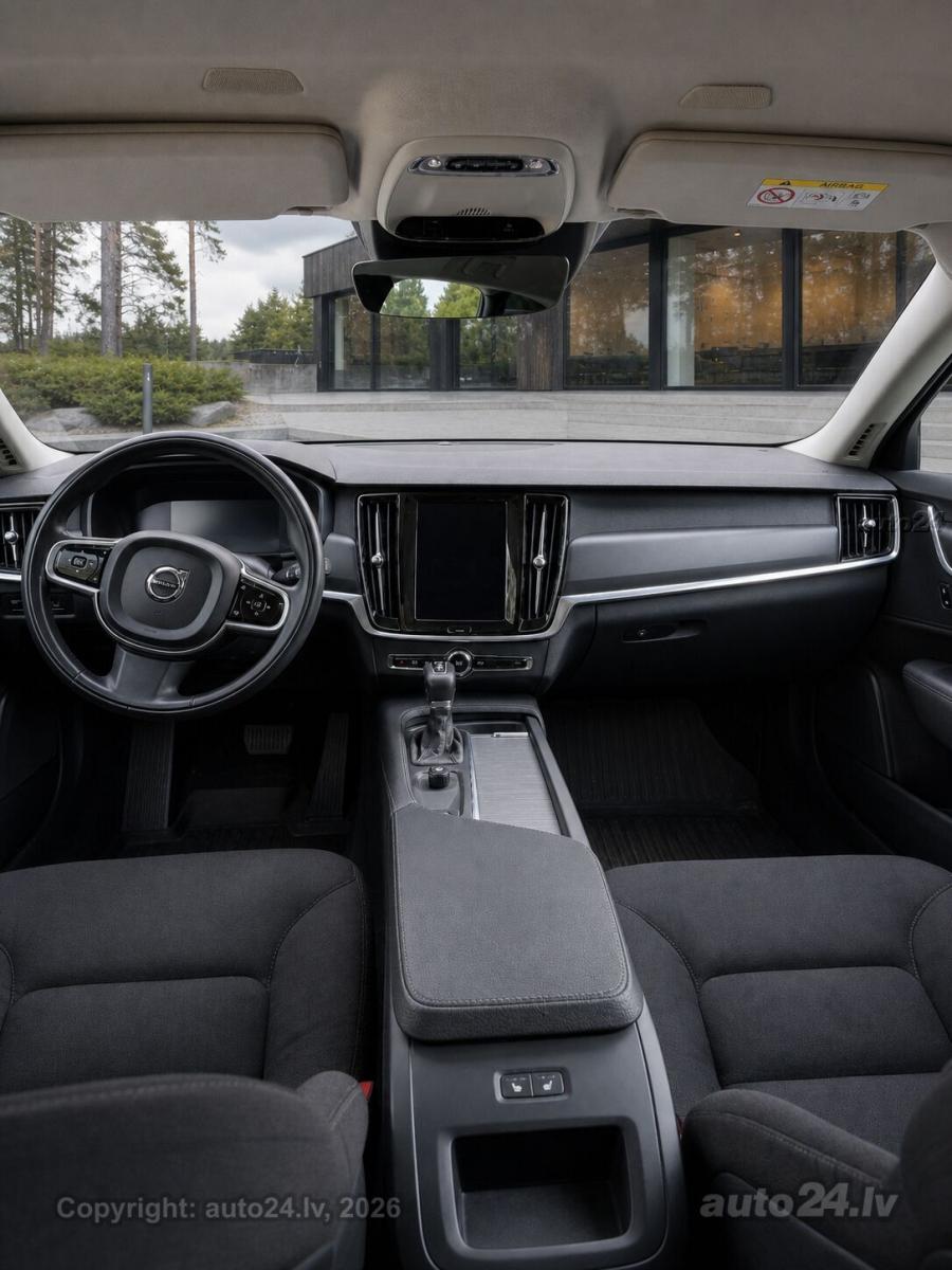 Balts Volvo V90 2018 Tartu, ar dzinēja tilpumu 2.00 L un nobraukumu 295 tūkst. km par 16900 €, foto 9 vietnē AUTOMOTO.COM.LV