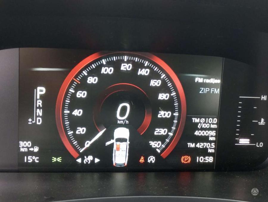 White Volvo V90 2018 in Kaunas, with an engine capacity of 1.97 L and mileage of 400 thousand km for 11300 €, photo 15 on AUTOMOTO.COM.LV
