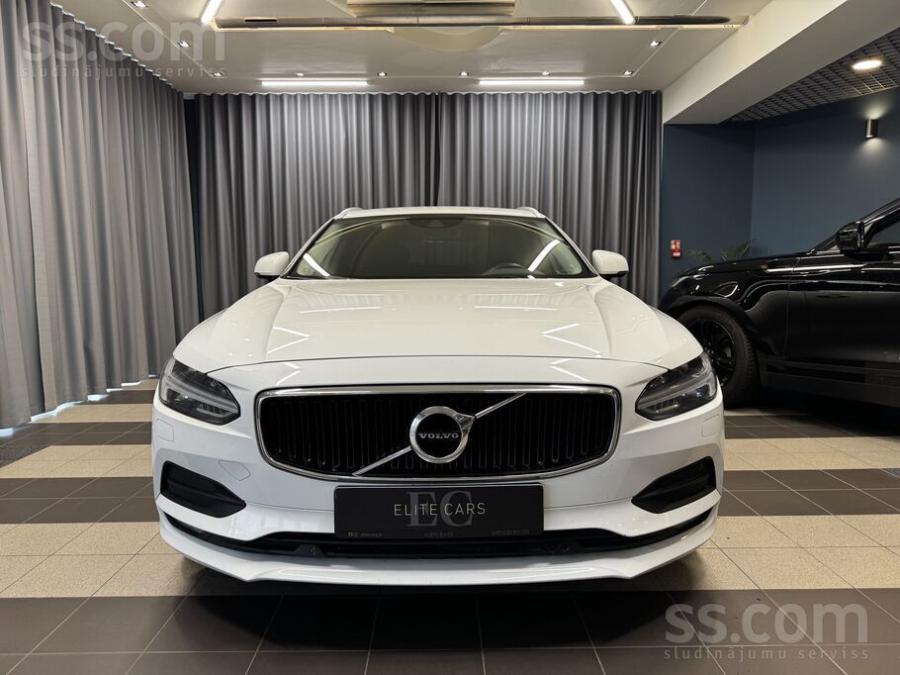 Balts Volvo V90 2019 Rīga, ar dzinēja tilpumu 2.00 L un nobraukumu 173 tūkst. km par 21000 €, foto 2 vietnē AUTOMOTO.COM.LV