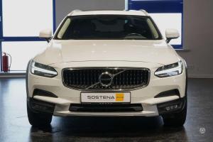 White Volvo V90 2019 in Vilnius, with an engine capacity of 1.97 L and mileage of 185 thousand km for 27500 €, photo 4 on AUTOMOTO.COM.LV