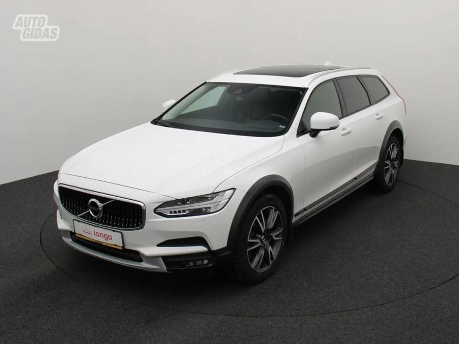 White Volvo V90 2019 in Vilnius, with an engine capacity of 2.00 L and mileage of 269 thousand km for 19799 €, photo 1 on AUTOMOTO.COM.LV