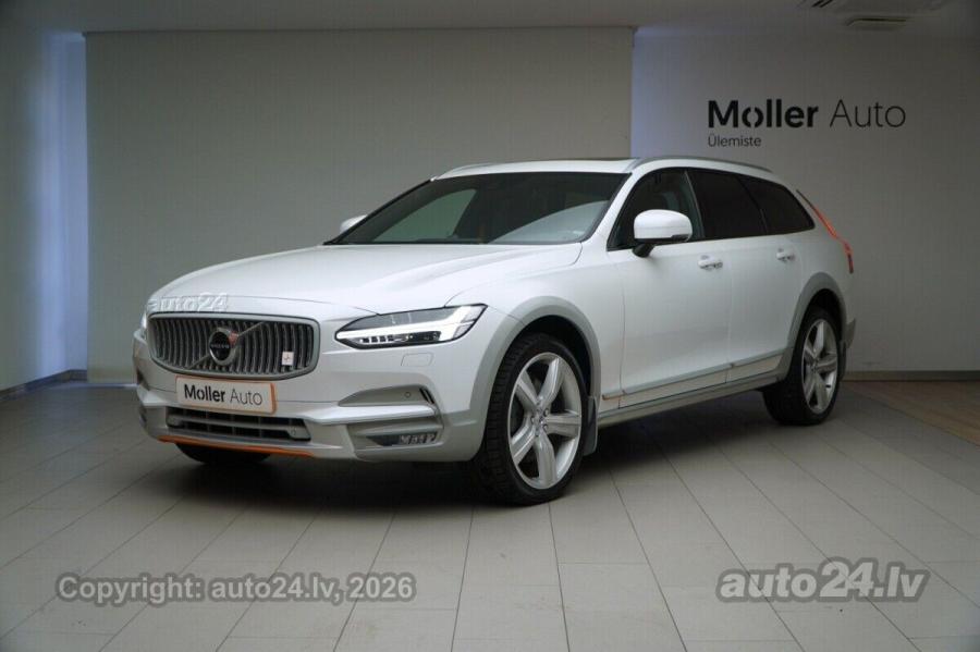 Balts Volvo V90 2019 Tallina, ar dzinēja tilpumu 2.00 L un nobraukumu 94 tūkst. km par 39850 €, foto 1 vietnē AUTOMOTO.COM.LV
