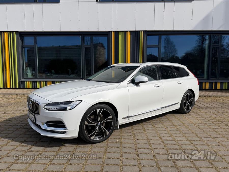 Balts Volvo V90 2019 Tallina, ar dzinēja tilpumu 2.00 L un nobraukumu 208 tūkst. km par 20900 €, foto 1 vietnē AUTOMOTO.COM.LV