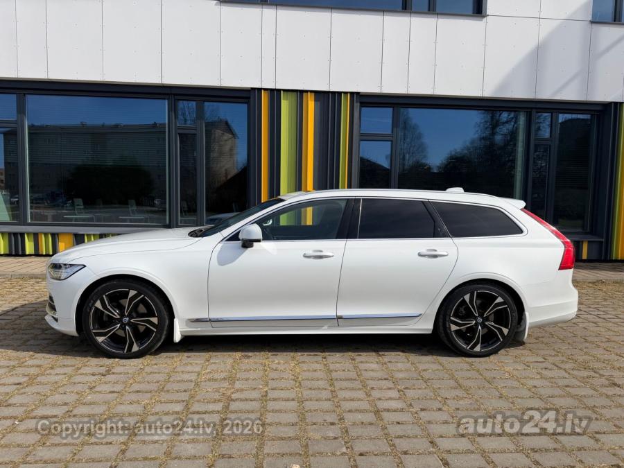 Balts Volvo V90 2019 Tallina, ar dzinēja tilpumu 2.00 L un nobraukumu 208 tūkst. km par 20900 €, foto 4 vietnē AUTOMOTO.COM.LV
