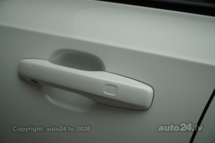 Balts Volvo V90 2019 Tallina, ar dzinēja tilpumu 2.00 L un nobraukumu 94 tūkst. km par 34900 €, foto 14 vietnē AUTOMOTO.COM.LV