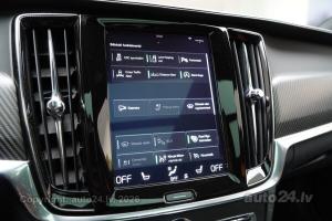 Balts Volvo V90 2019 Tallina, ar dzinēja tilpumu 2.00 L un nobraukumu 94 tūkst. km par 34900 €, foto 23 vietnē AUTOMOTO.COM.LV