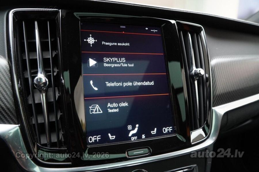 Balts Volvo V90 2019 Tallina, ar dzinēja tilpumu 2.00 L un nobraukumu 94 tūkst. km par 34900 €, foto 24 vietnē AUTOMOTO.COM.LV