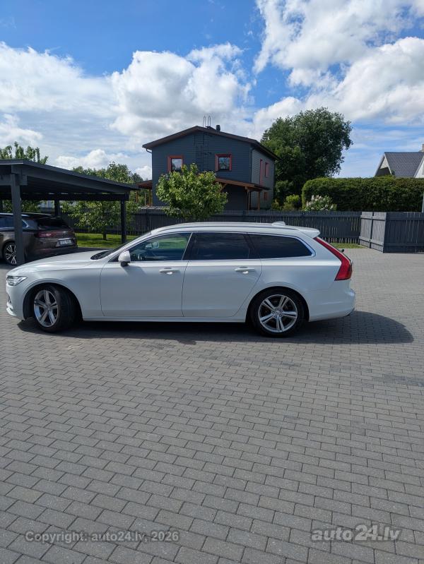 Balts Volvo V90 2019 Tallina, ar dzinēja tilpumu 2.00 L un nobraukumu 200 tūkst. km par 21000 €, foto 6 vietnē AUTOMOTO.COM.LV