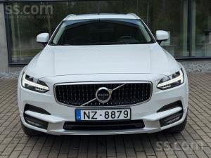 Balts Volvo V90 2019 Rīga, ar dzinēja tilpumu 2.00 L un nobraukumu 184 tūkst. km par 21900 €, foto 3 vietnē AUTOMOTO.COM.LV