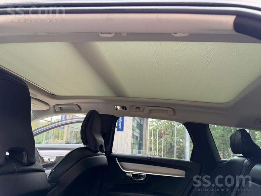 Balts Volvo V90 2019 Rīga, ar dzinēja tilpumu 2.00 L un nobraukumu 184 tūkst. km par 21900 €, foto 25 vietnē AUTOMOTO.COM.LV