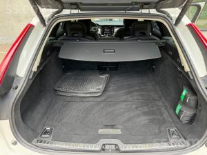 Balts Volvo V90 2019 Rīga, ar dzinēja tilpumu 2.00 L un nobraukumu 184 tūkst. km par 21900 €, foto 27 vietnē AUTOMOTO.COM.LV