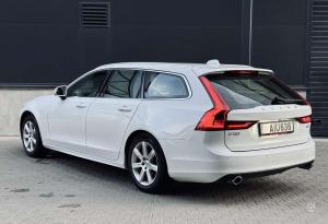 White Volvo V90 2019 in Kaunas, with an engine capacity of 1.97 L and mileage of 487 thousand km for 7700 €, photo 6 on AUTOMOTO.COM.LV