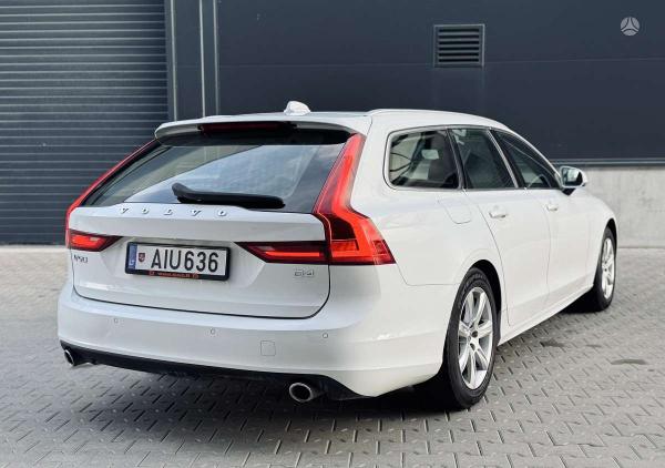 Balts Volvo V90 2019 Kauņa, ar dzinēja tilpumu 1.97 L un nobraukumu 487 tūkst. km par 7700 €, foto 8 vietnē AUTOMOTO.COM.LV