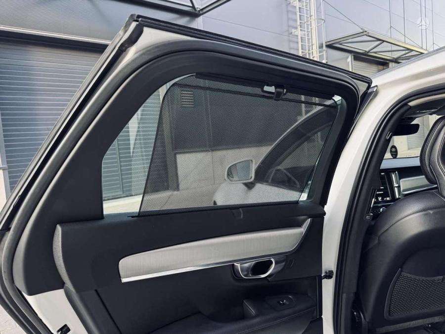 White Volvo V90 2019 in Kaunas, with an engine capacity of 1.97 L and mileage of 487 thousand km for 7700 €, photo 15 on AUTOMOTO.COM.LV