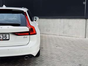 White Volvo V90 2019 in Kaunas, with an engine capacity of 1.97 L and mileage of 487 thousand km for 7700 €, photo 46 on AUTOMOTO.COM.LV