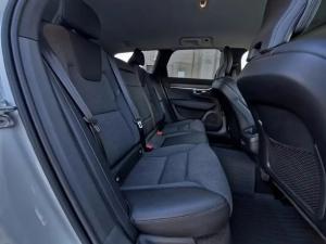White Volvo V90 2020 in Riga, with an engine capacity of 2.00 L and mileage of 84 thousand km for 35695 €, photo 15 on AUTOMOTO.COM.LV